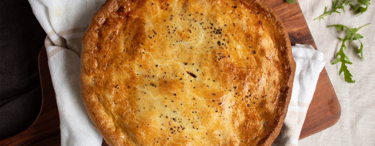 Sage and onion sausage pie