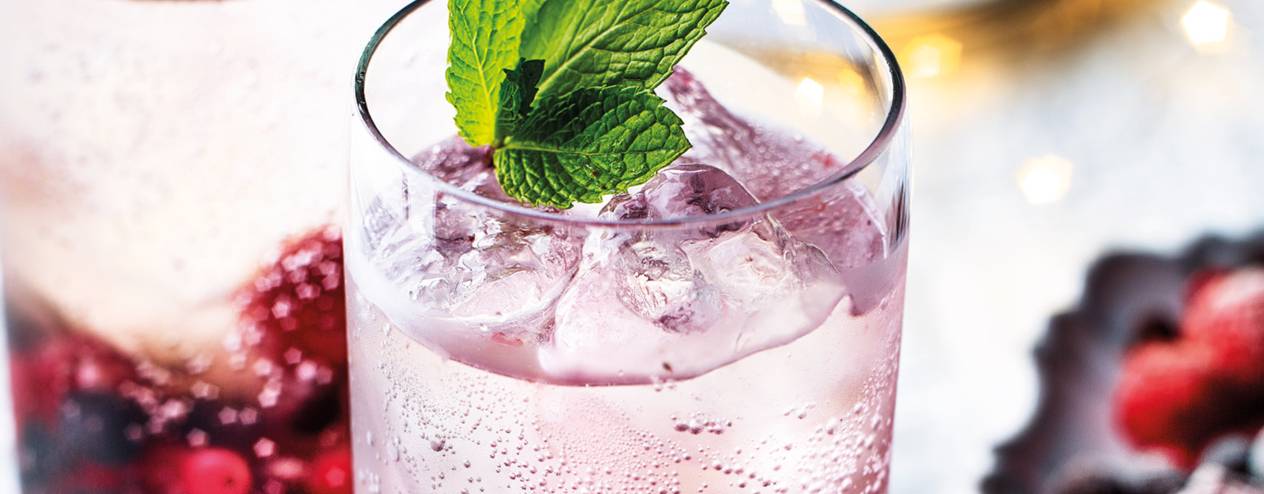 Winter Berry Fizz