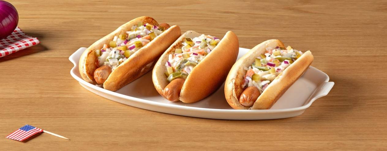 Hot dog con coleslaw